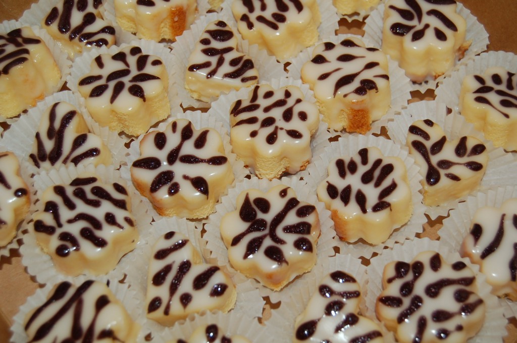 Tuesday’s Tip: Almost Effortless Petit Fours - MississippiMom.com